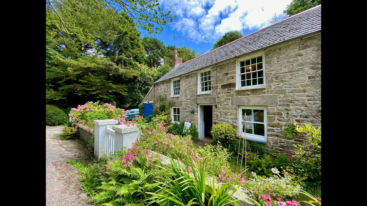 Video Tour - Old Inn Cottage, Mingoose - YouTube