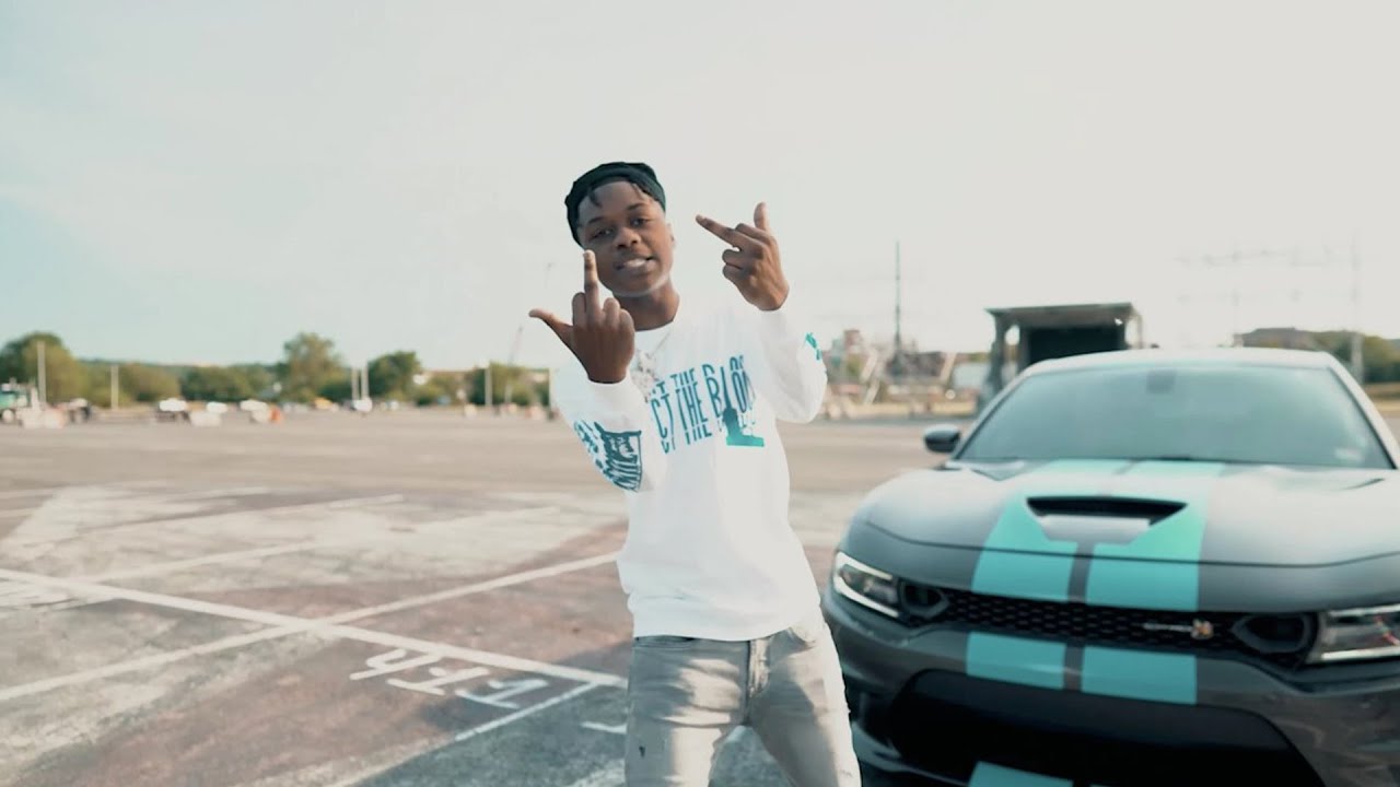 MoneyMarr - Ice Skating (Official Video) - YouTube