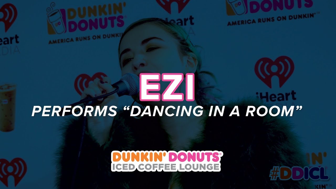 EZI Performs 'Dancing In A Room' Live | DDICL - YouTube