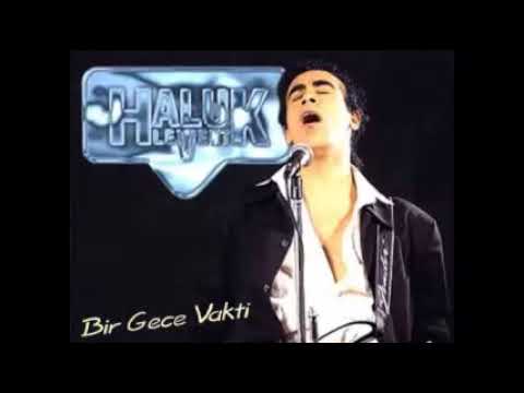Haluk Levent -  Sevenler Ağlarmış (Bir Gece Vakti)
