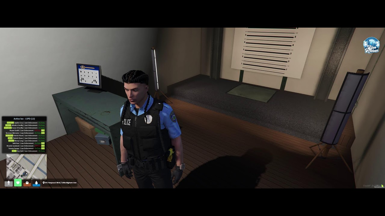 FIVEM ROLE PLAY POLICE OFFICER GTA V SERVER - YouTube