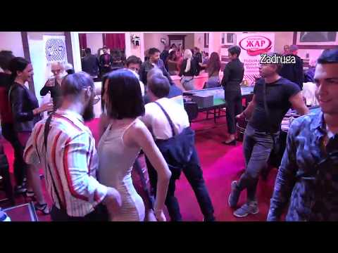 Zadruga 3 - Tara zavodi Spejka i uvija se oko njega - 02.10.2019.