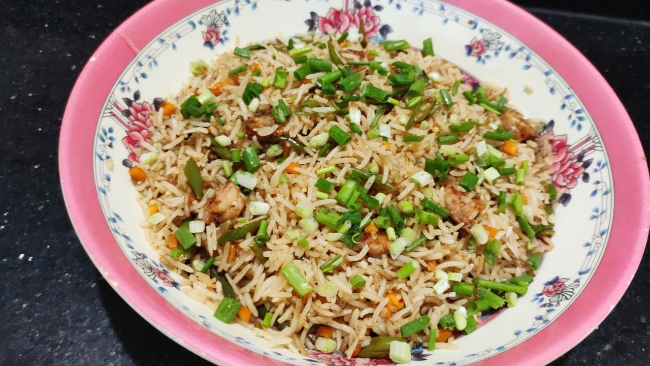 Prawn Schezwan Fried Rice - YouTube