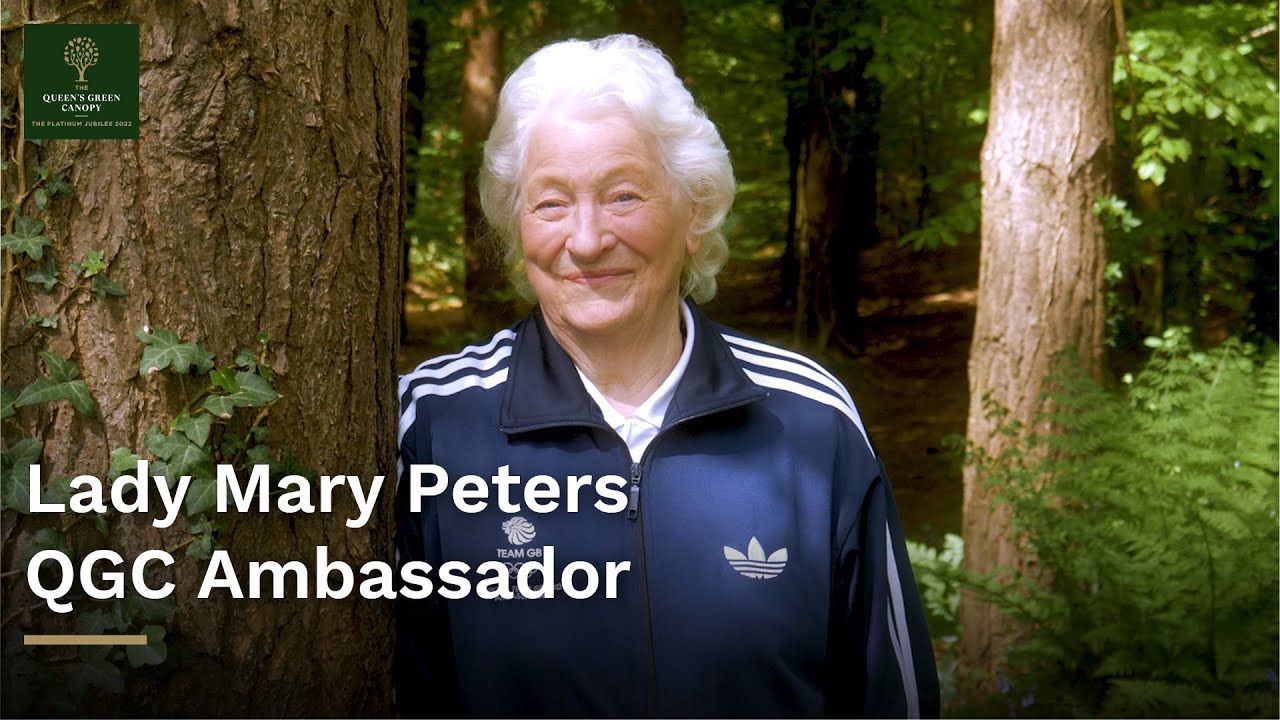 Lady Mary Peters pledges support for the QGC - YouTube