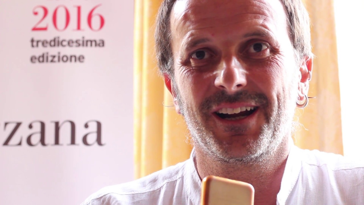 Anche gli eroi piangono. Intervista a Matteo Nucci - YouTube