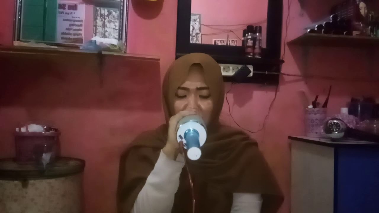 Aisyah istri rosulullah voc ira salon - YouTube