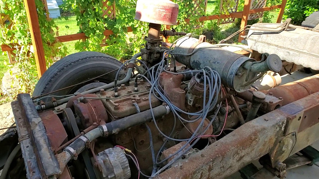 White 3000 mustang flat 6 fire up - YouTube