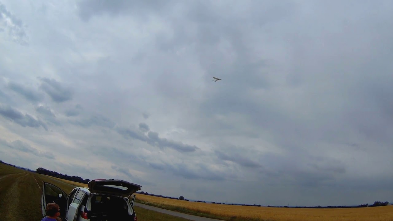 RC-Factory Step-One controlled by 9yo boy - YouTube