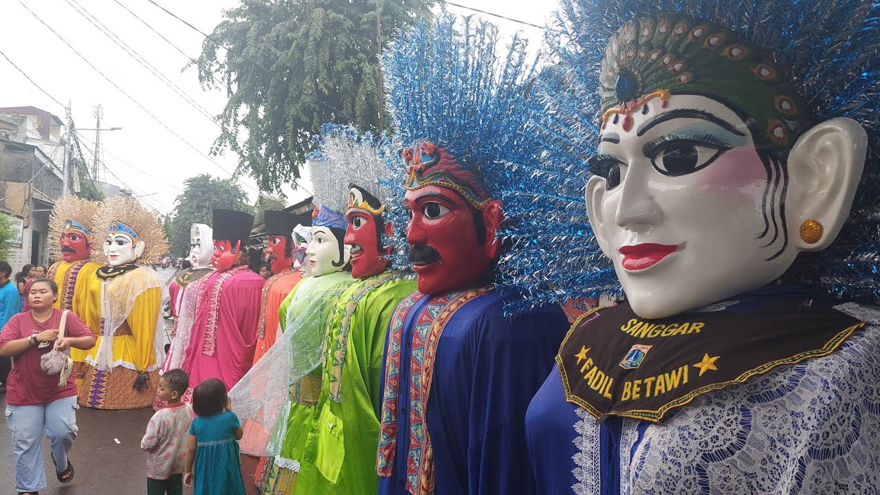 Ondel-Ondel Betawi Ada Banyak || Bola- Bali Nggo Dolanan || KISINAN ...