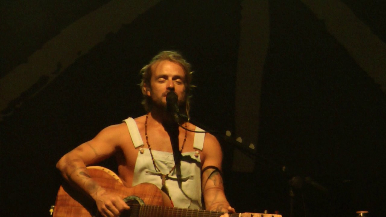 Xavier Rudd - Spirit Bird live at Parco della Musica - Padova - 15 ...