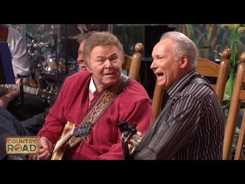 Roy Clark & Buck Trent - Pickin' and Grinnin'