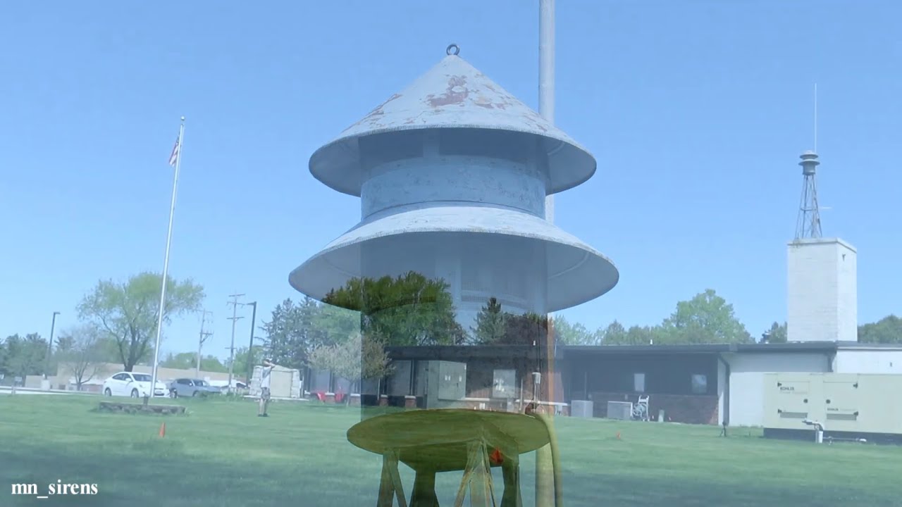 Federal Signal Model 5 Siren Test - Alert - Merton, Wisconsin - YouTube