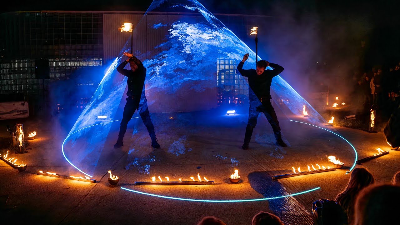 Vuurshow | Fire Show | StageHeat | Hellfire's Ignition - YouTube
