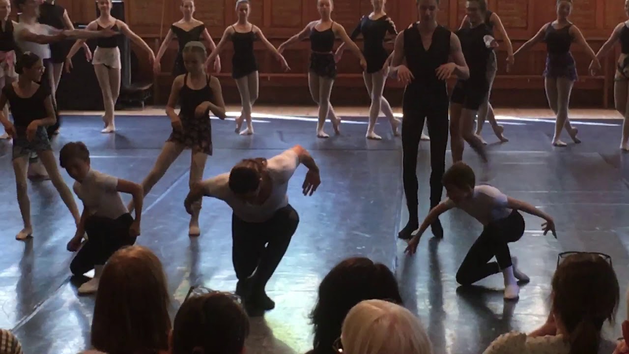 Randall’s Ballet 🩰 - YouTube
