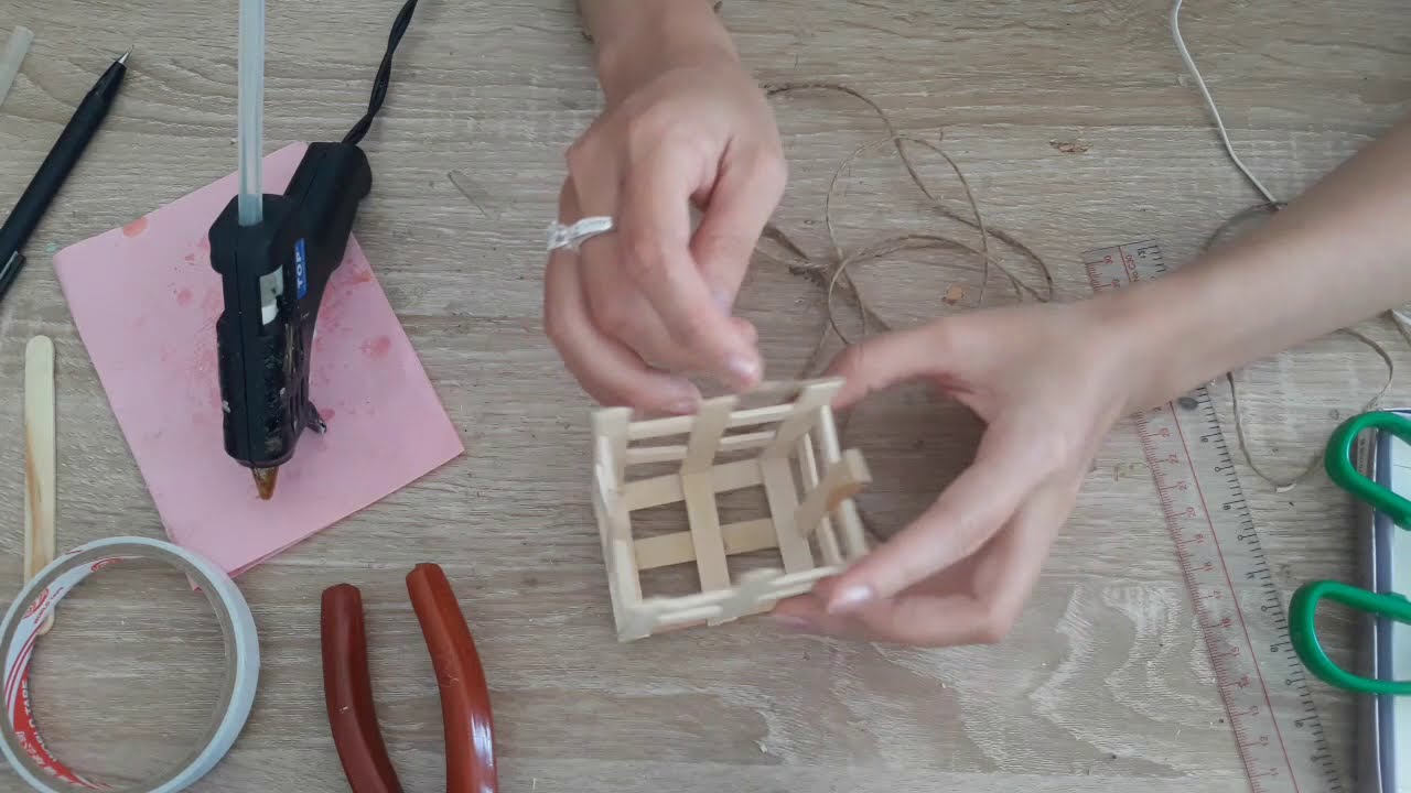 DOING A STRING CRAFT - YouTube