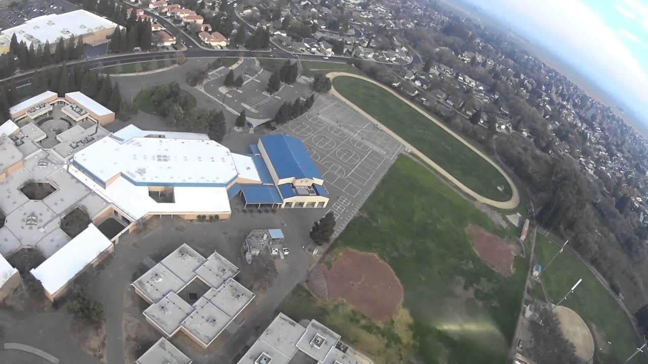 Apprentice S15 e Flight Over Vaca Pena Middle School - YouTube