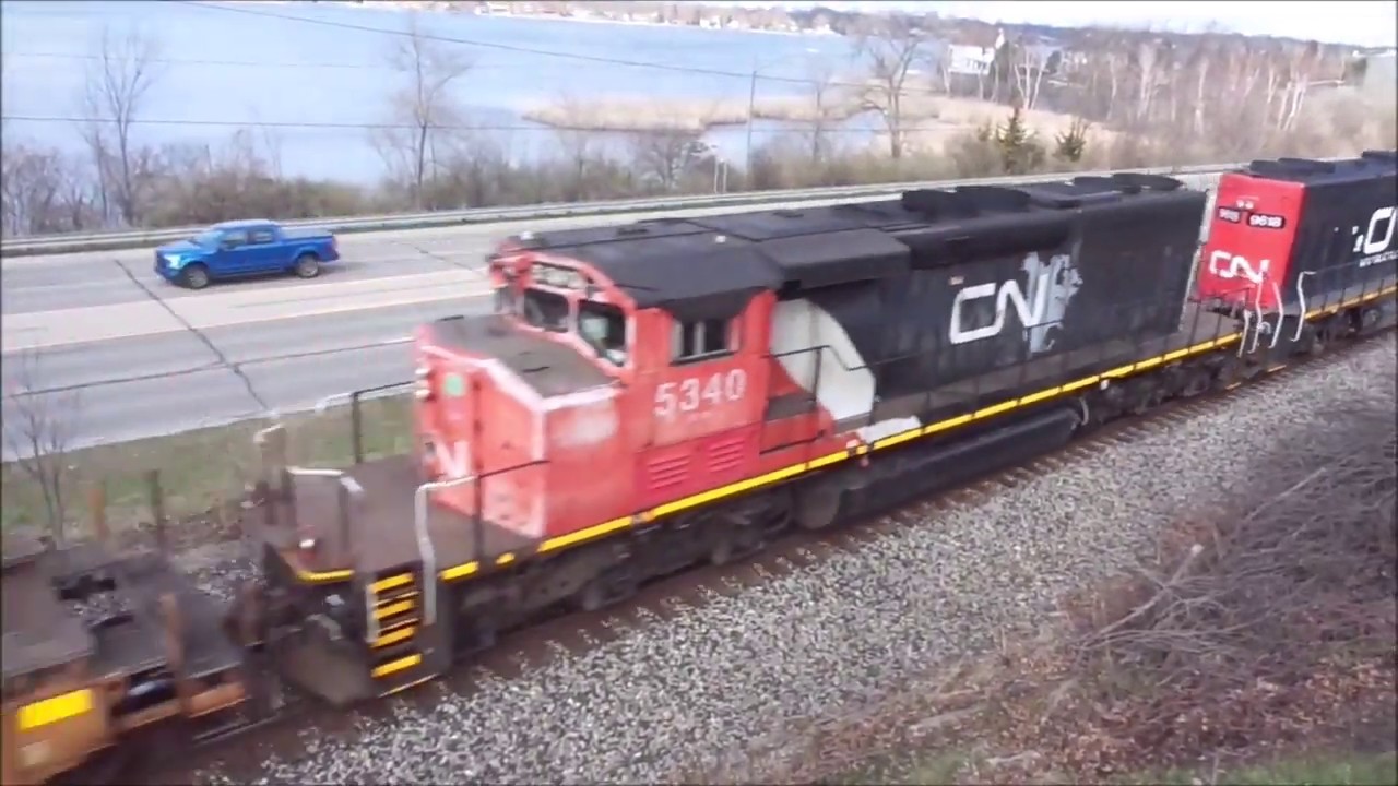 CN 9618, CN 5340 with Intermodal 18 Apr 20 - YouTube