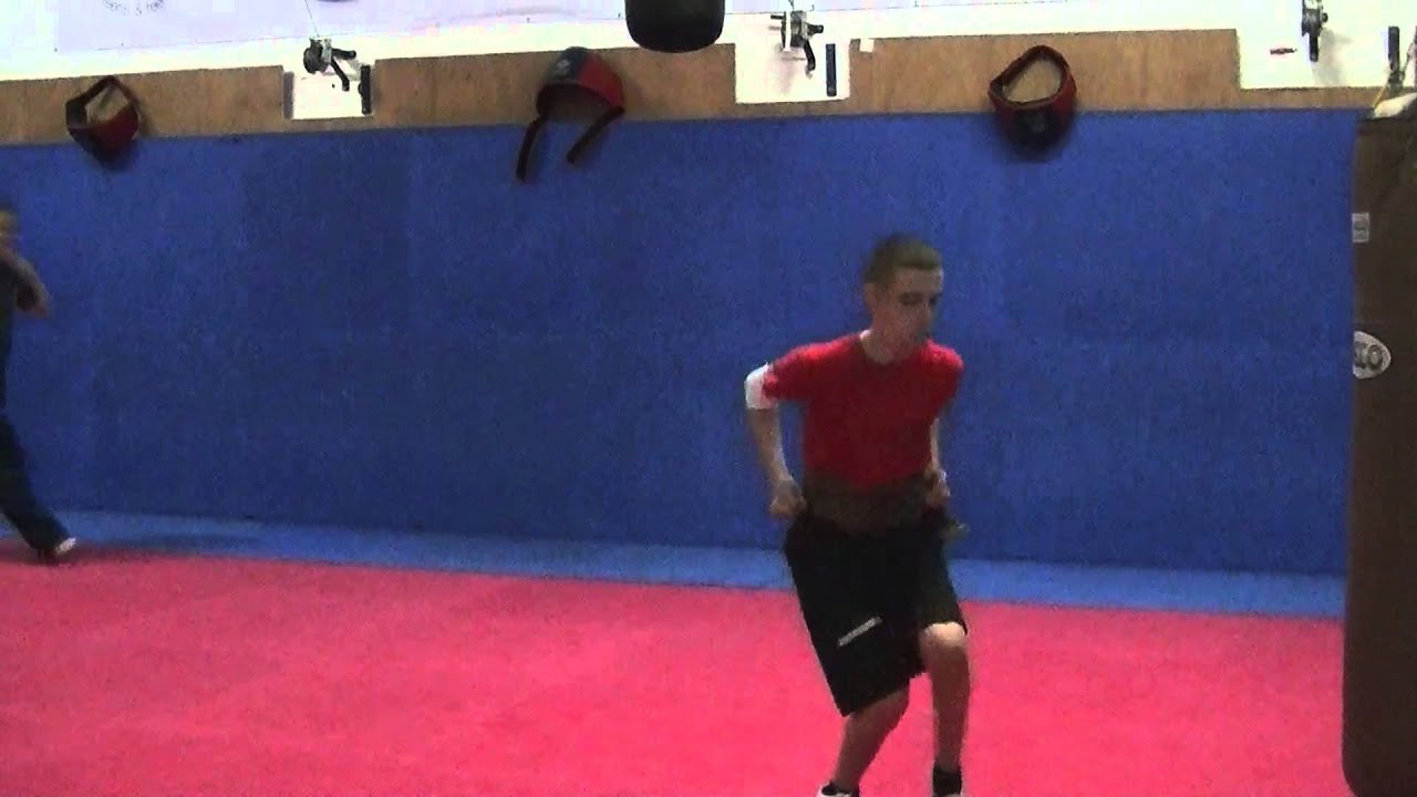 Kick combo 2 - YouTube