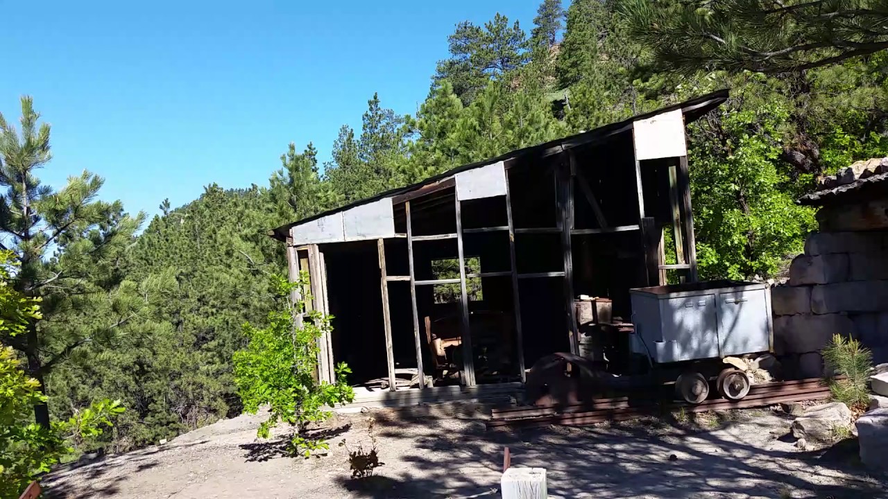 Aladdin Tipple in Wyoming - May 24, 2017 - Travels With Phil - Unedited ...