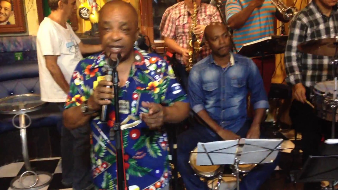 Las Cuarenta. BOLEORO, canta Marquitos Micolta. Rafael Quintero - YouTube