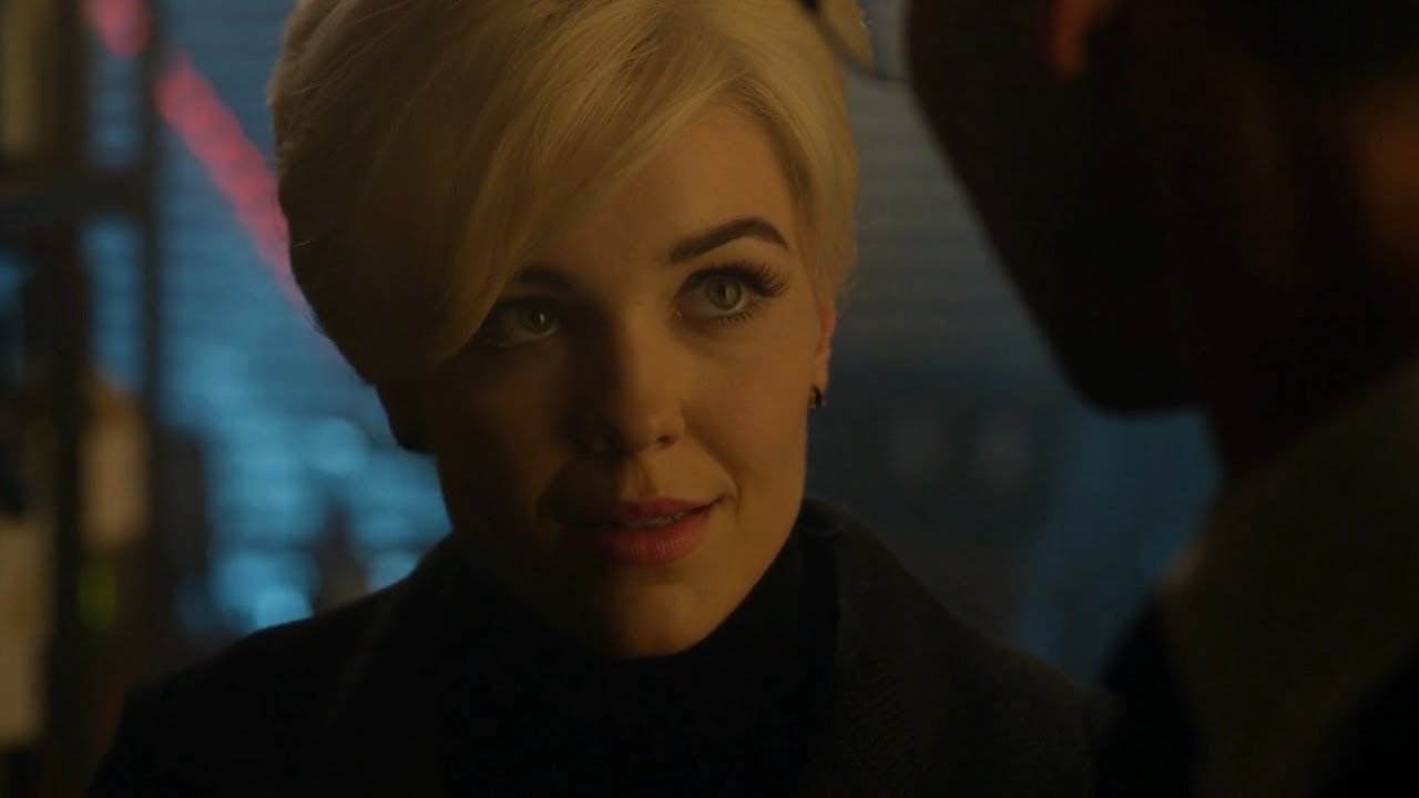 Riddler Meets Isabella For First Time (Gotham TV Series) - YouTube