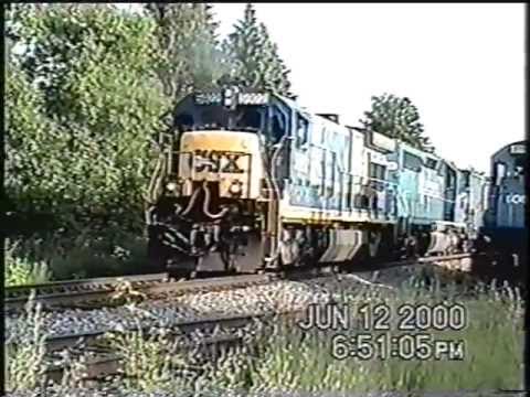 CSX Q622 Picks up a Engine in Lacona NY 6-12-2000 - YouTube