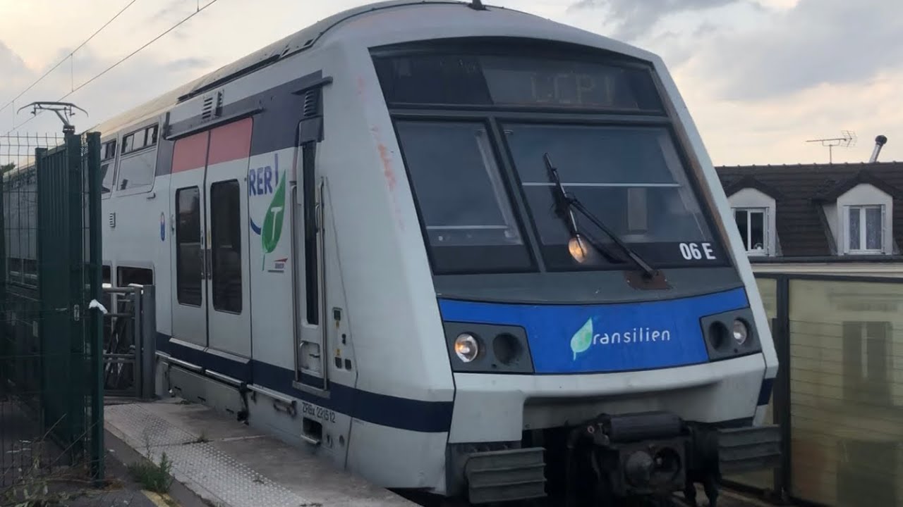 Arrivée d’un MI2N Eole (Z 22500) à Chelles Gournay (RER E) - YouTube
