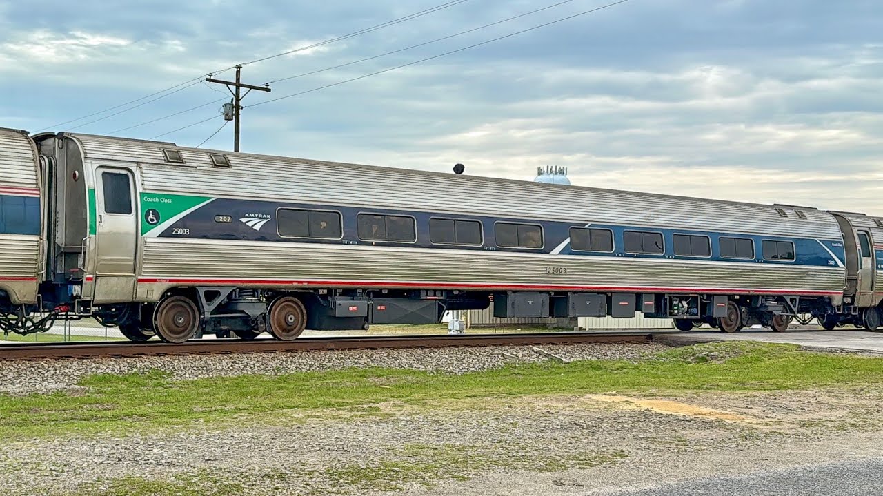 Newly Painted Phase 7 Amfleet Car on Amtrak's Palmetto - YouTube
