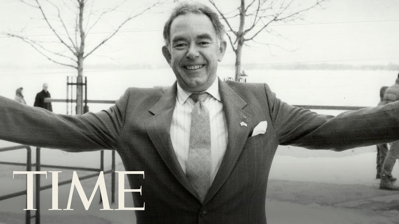 'Lifestyles Of The Rich And Famous' Host Robin Leach Dies At 76: In ...