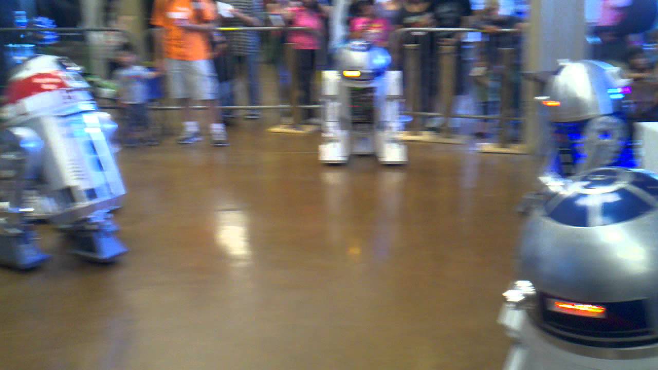 R2-D2 units. Built by Astromech.net. - YouTube