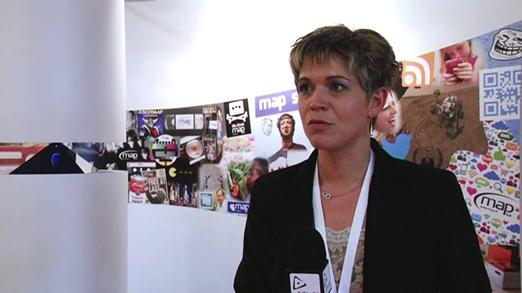 Interview de Caroline Muller, salon bitoubi juin 2013 - YouTube