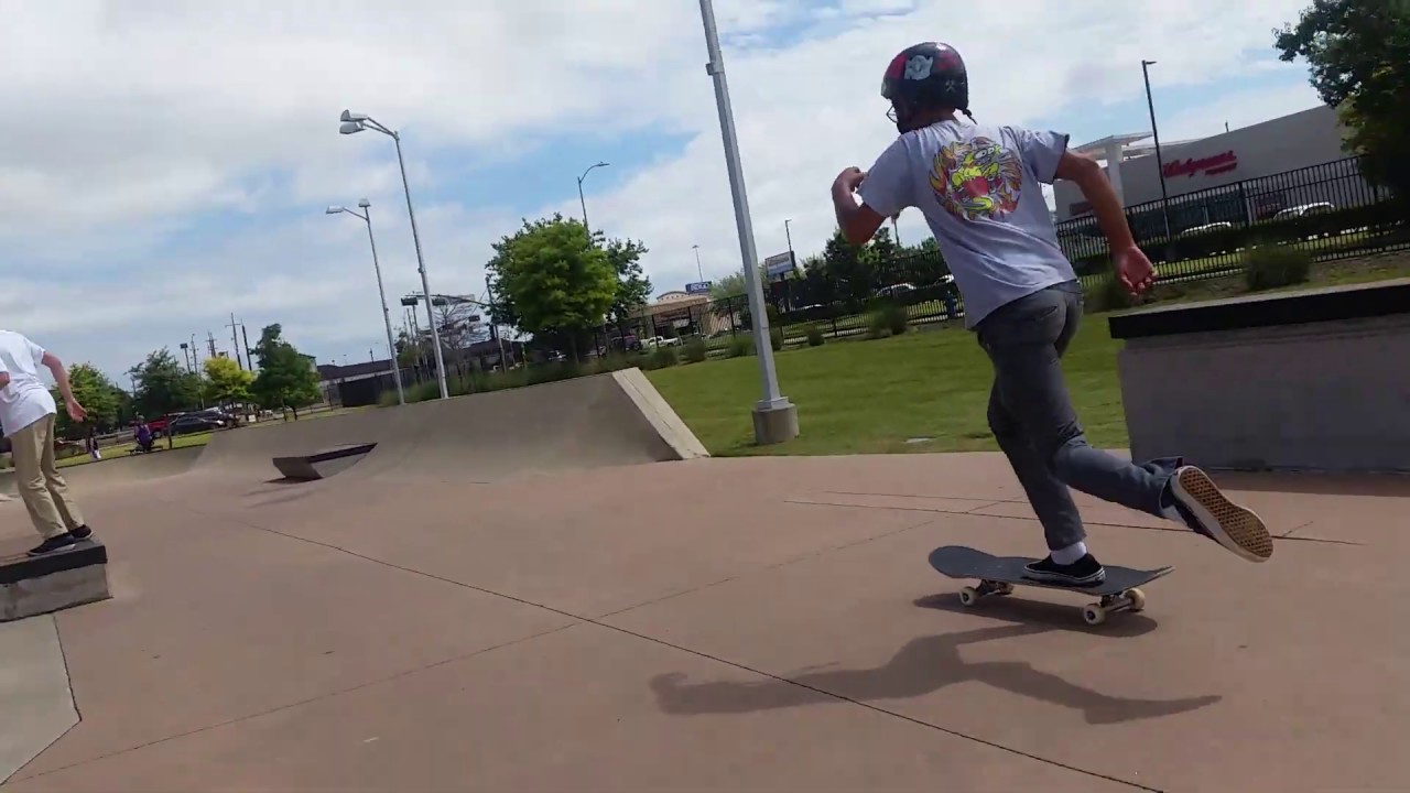Tour De North Houston Skatepark - YouTube