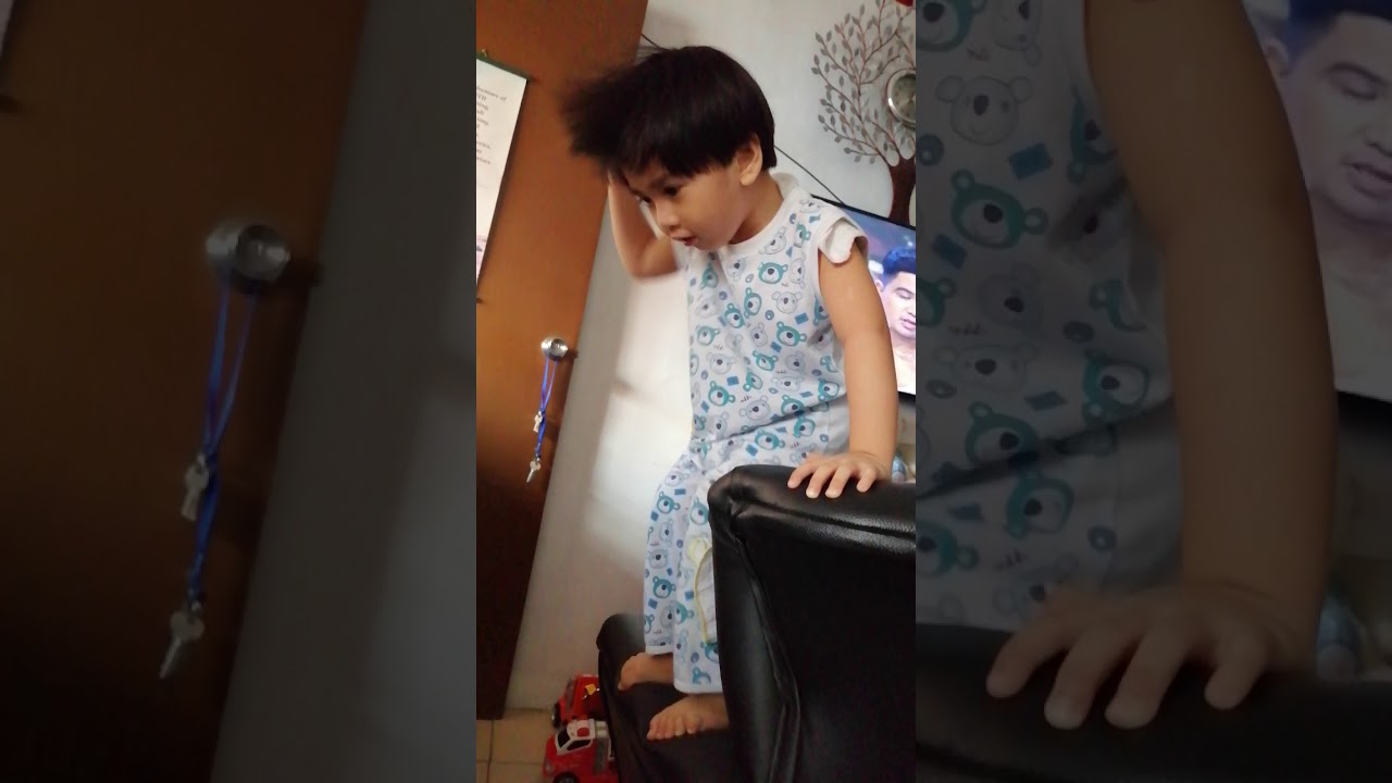 James sing ang pogi pogi ko😄 - YouTube