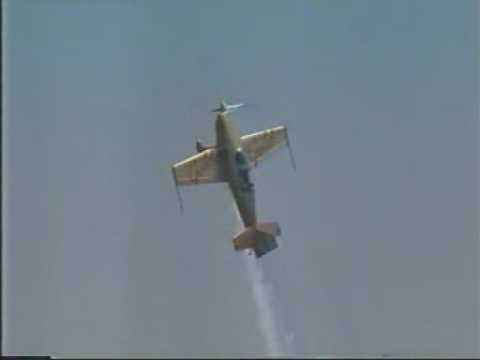 Extra 300 (Peter Bensenyei) - Longest tailslide ever - YouTube