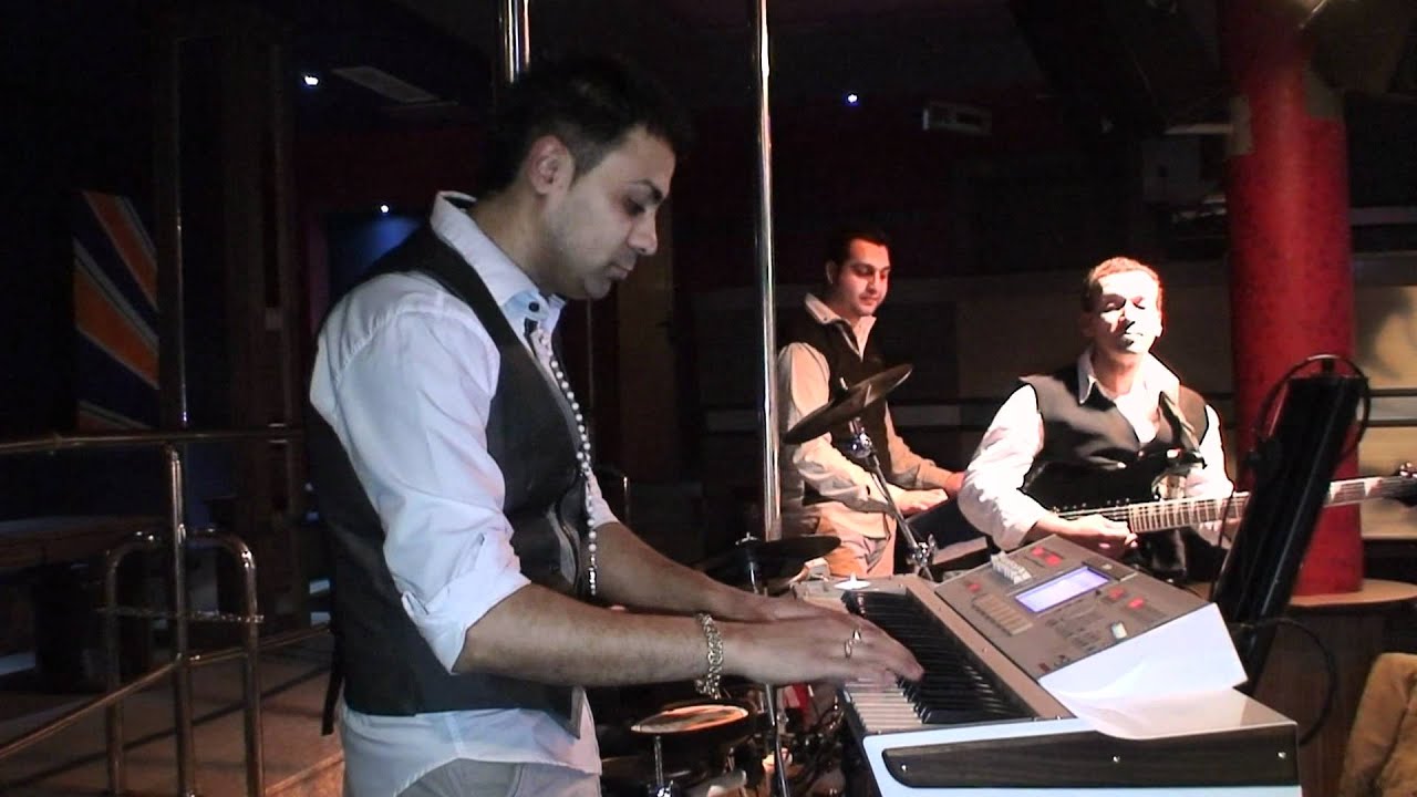 Sunny Band-Programa 2012 Live - YouTube