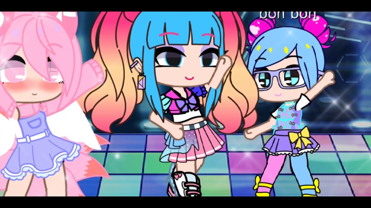 el equipo candy baila candy de plan B - YouTube