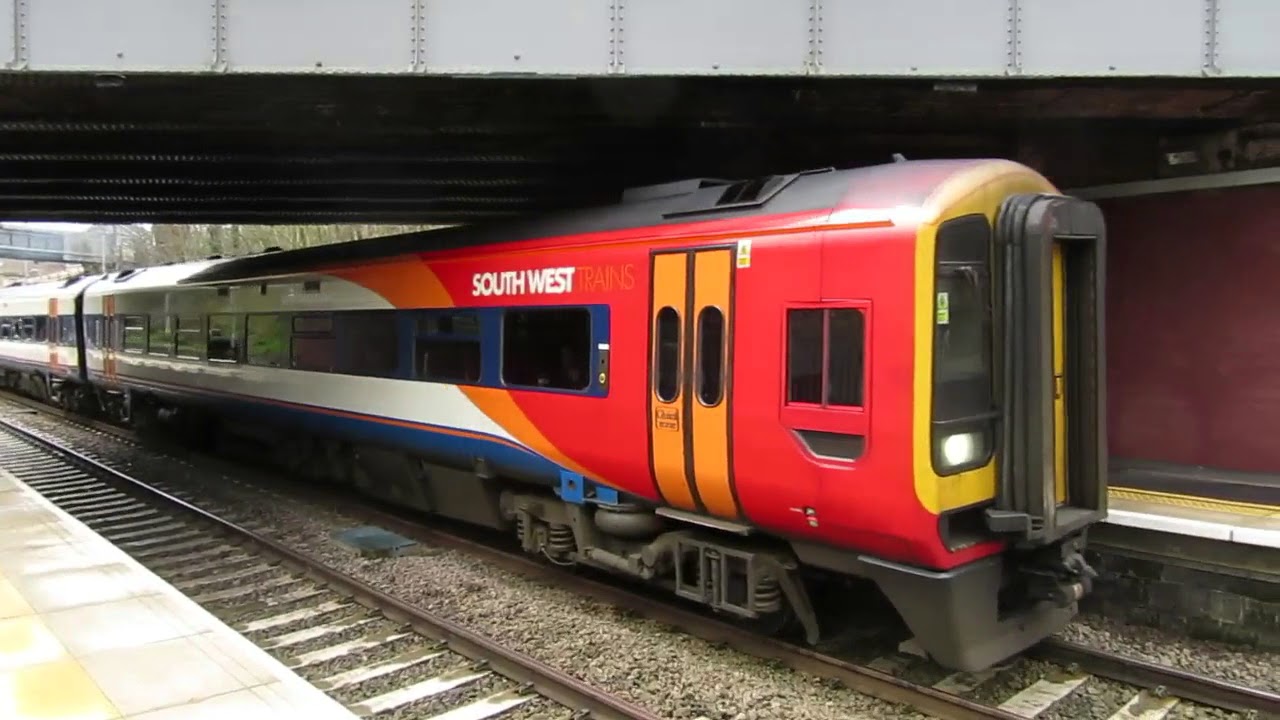 Keynsham Station 24/03/2018 - YouTube