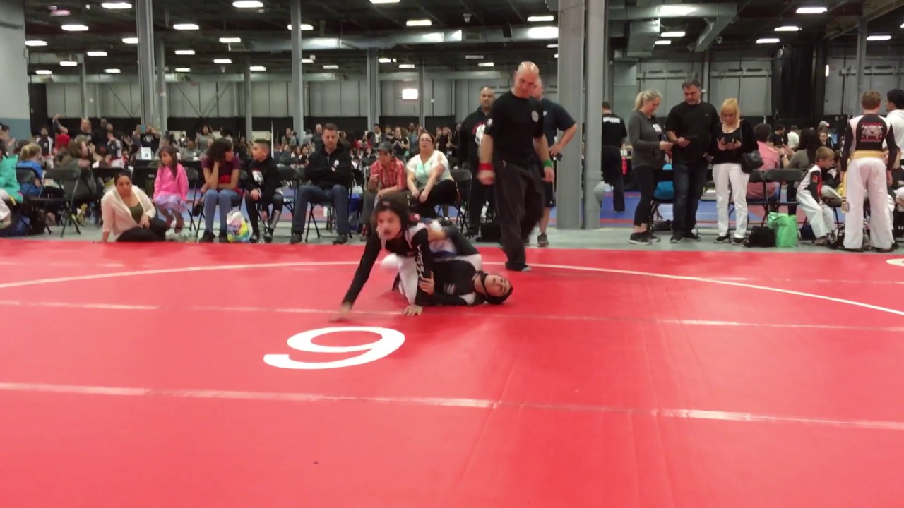 Courtney - Match 1 - Grappling - YouTube