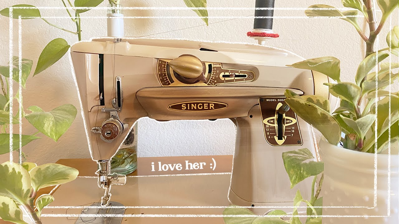 I bought a vintage sewing machine! 1961 Singer 500A Rocketeer first ...