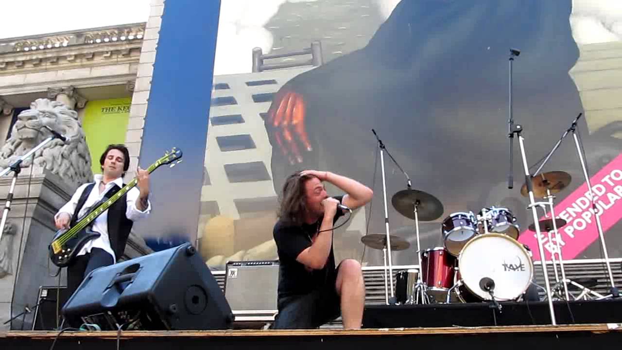 Sick logic live on the steps of the Vancouver Art Gallery 9/11/11 - YouTube
