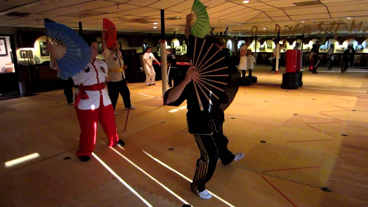 Tai Chi and Kung Fu Fan Form Opening - YouTube