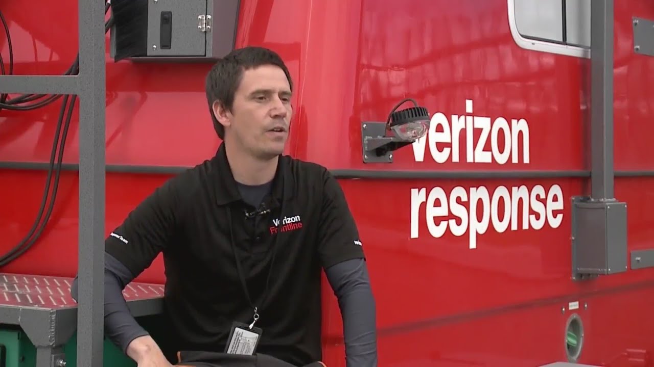 Verizon uses drones to restore cell signal after disasters - YouTube