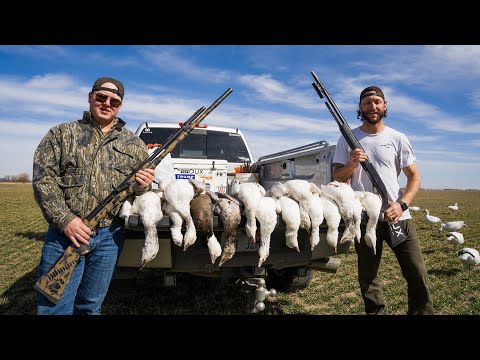 The Best 2 Man Snow Goose Buddy Hunt Ever!! - YouTube