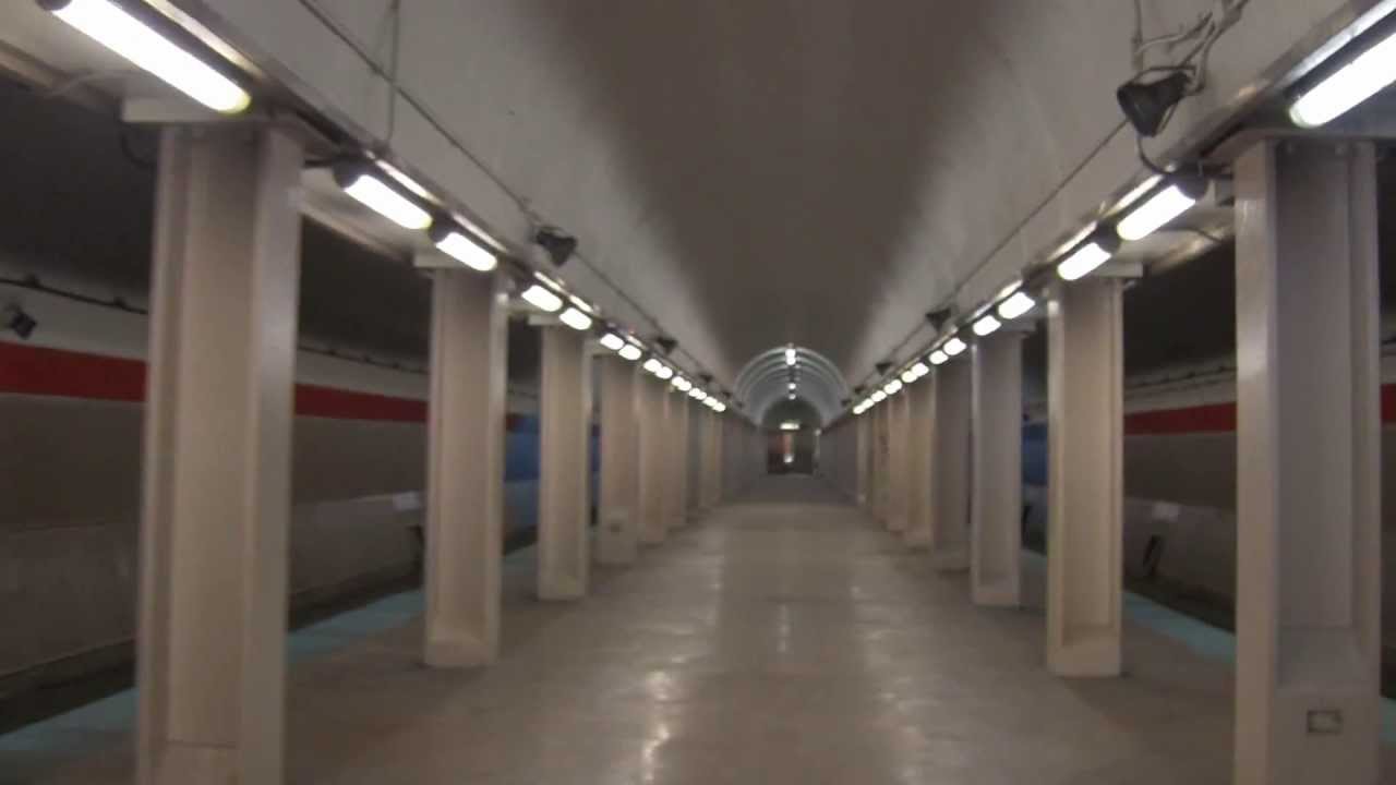 Red Line walk from Jackson to just past Monroe (may cause motion ...