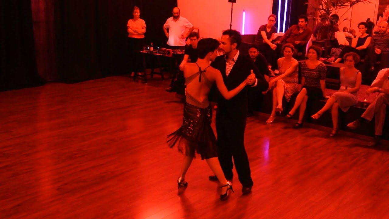 Rui y Inês - Danse Evasion, Lausanne - Tango Di Sarli - YouTube