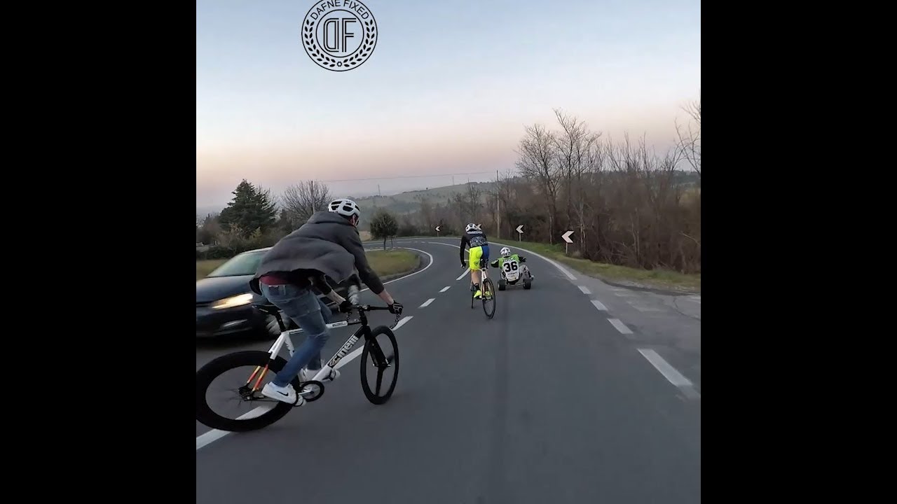 THE BEST INSANE SKID EVER DAFNEFIXED - FIXEDGEAER - NO BRAKES ...