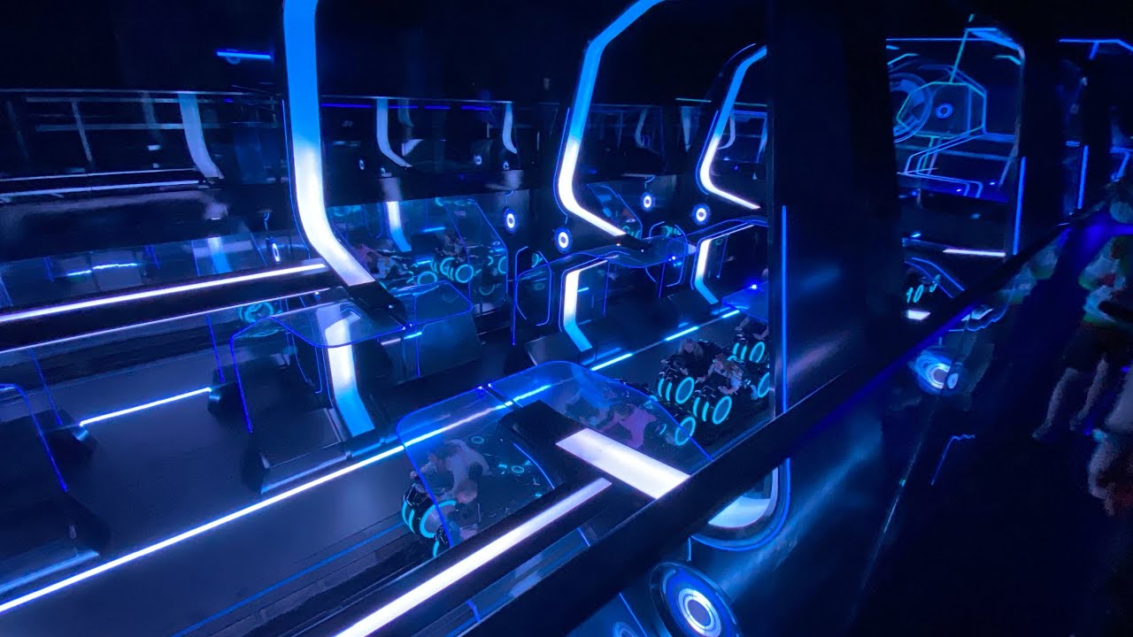 TRON Lightcycle / Run Full Experience 1080p POV with Low Light Magic ...
