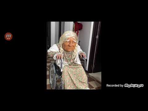 JuanDa VESTIDA DE MAMA COCO VALE LA PENA VERLO JAJAJAJA - YouTube