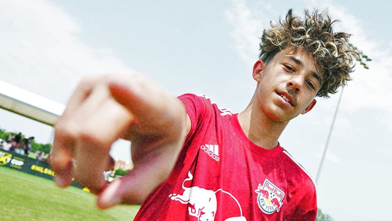 Adri Mehmeti U15 UEFA Development Tournament - YouTube