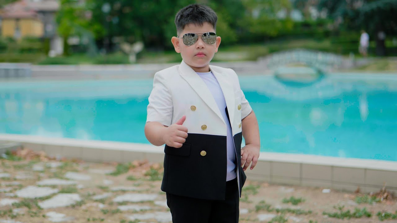 CHESTIT. 5 ti. ROJDEN DEN na. GUNCHEV MARKO / гр. Брацигово - YouTube